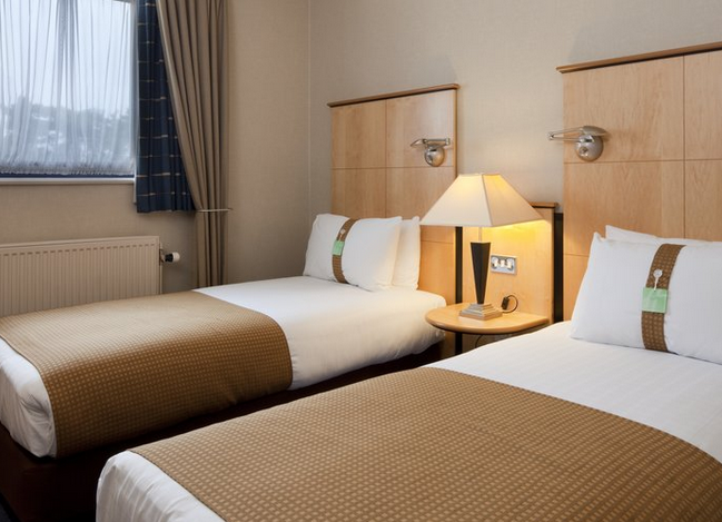 Holiday Inn | Hotel at London Luton Airport